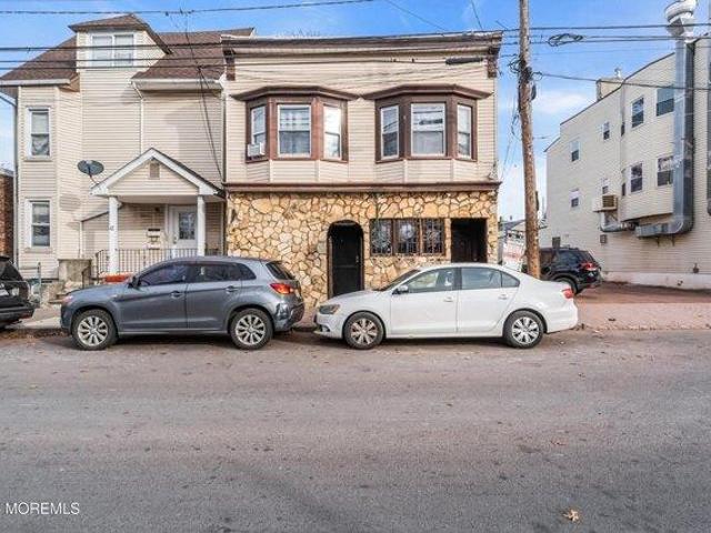 house with 1 bedroom, West Orange NJ ES105143064