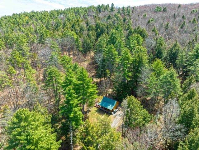 house with 1 bedroom, West Fairlee VT DS101859244
