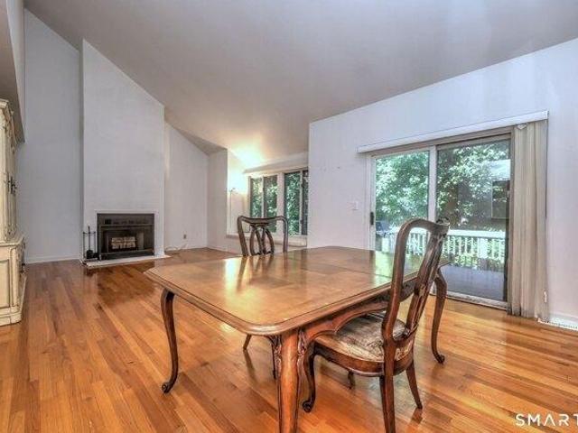house with 1 bedroom, West Haven CT ES104075254
