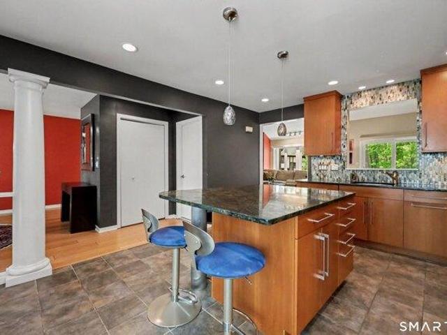 house with 1 bedroom, West Haven CT ES104329853