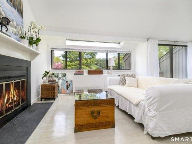 house with 1 bedroom, Westport CT ES104482378