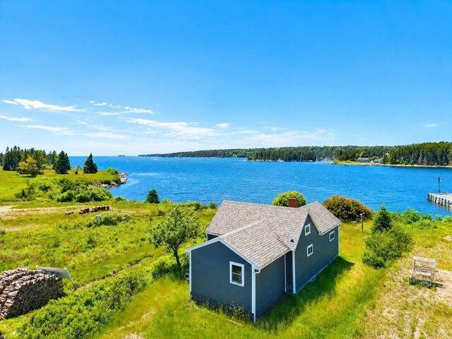 house with 1 bedroom, Winter Harbor ME ES104567339