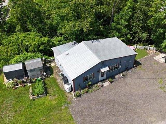 house with 1 bedroom, Wilton ME DS104352919