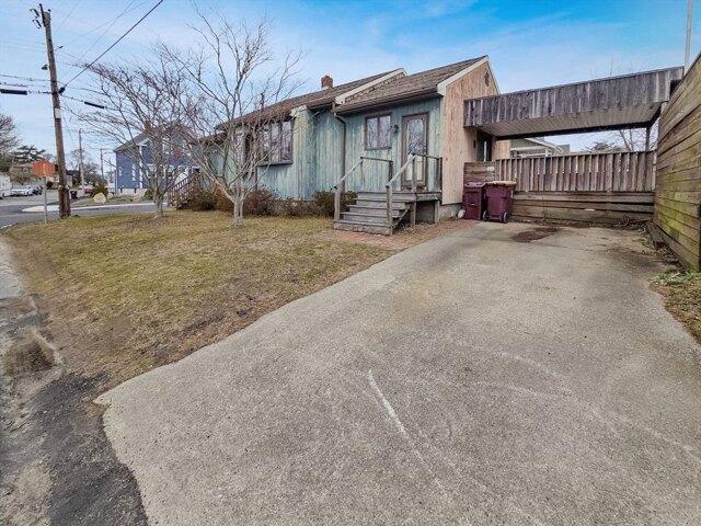 house with 1 bedroom, Acushnet MA DS103126479