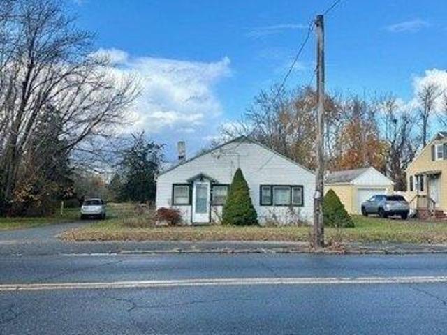 house with 1 bedroom, Acushnet MA ES104263200