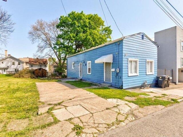 house with 1 bedroom, Aliquippa PA DS103628042
