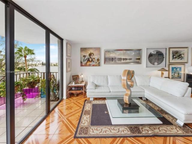 house with 1 bedroom, Aventura Fl FL DS102399379
