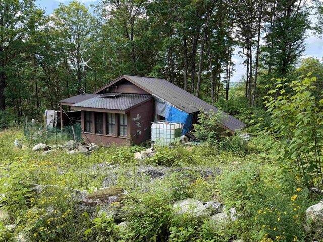 house with 1 bedroom, Barton VT DS104232545