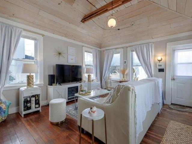 house with 1 bedroom, Bar Harbor ME DS89651174