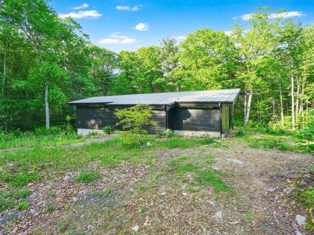 house with 1 bedroom, Belchertown MA ES102823611