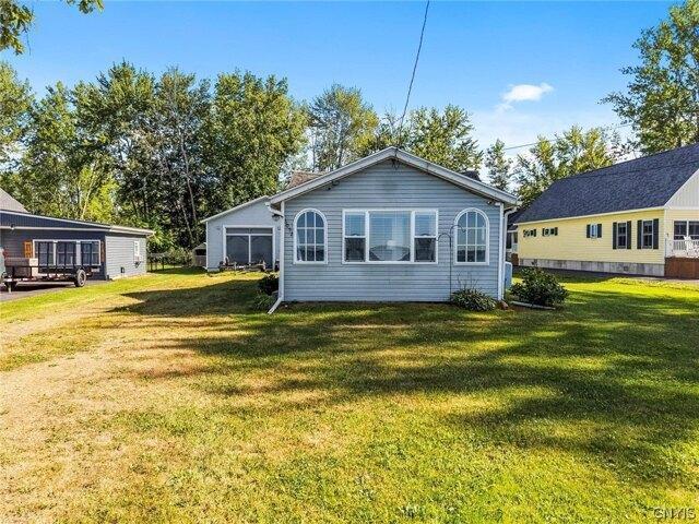 house with 1 bedroom, Brewerton NY ES105288707
