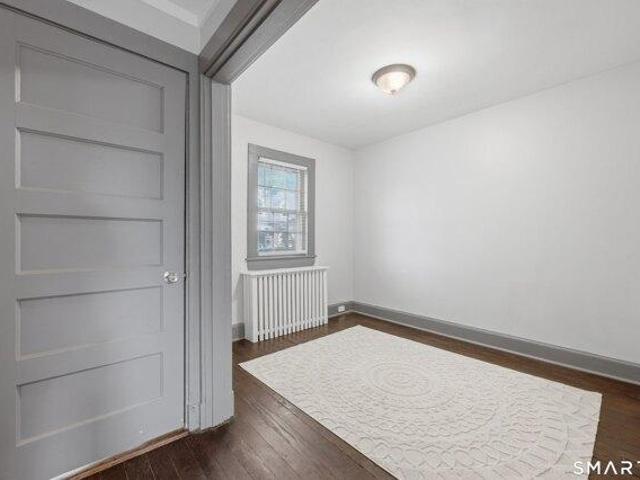 house with 1 bedroom, Bridgeport CT DS103664383