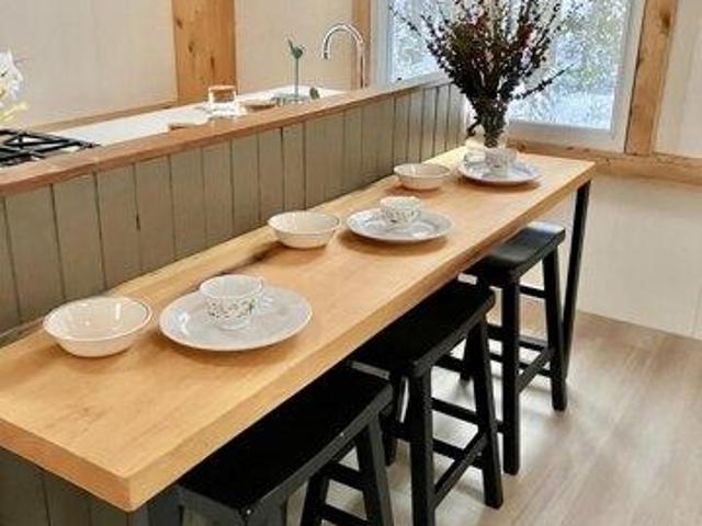 house with 1 bedroom, Bristol ME ES88770007