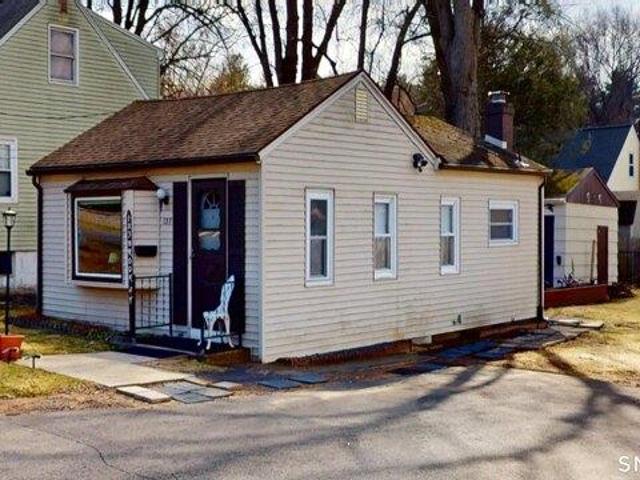house with 1 bedroom, Bristol CT DLS102316630