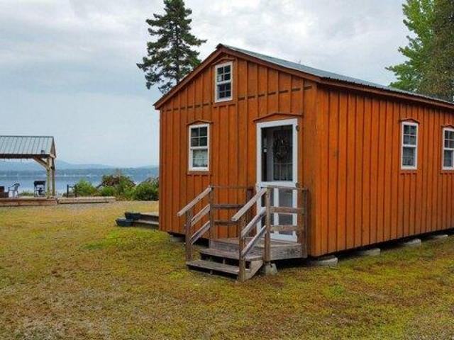 house with 1 bedroom, Burlington ME ES103072978