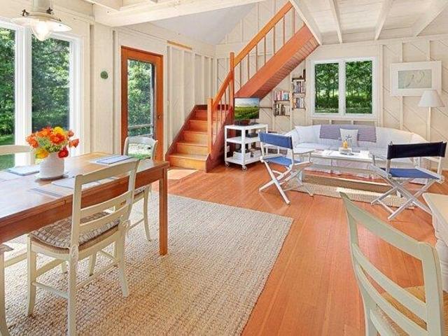 house with 1 bedroom, Chilmark MA DS102823681