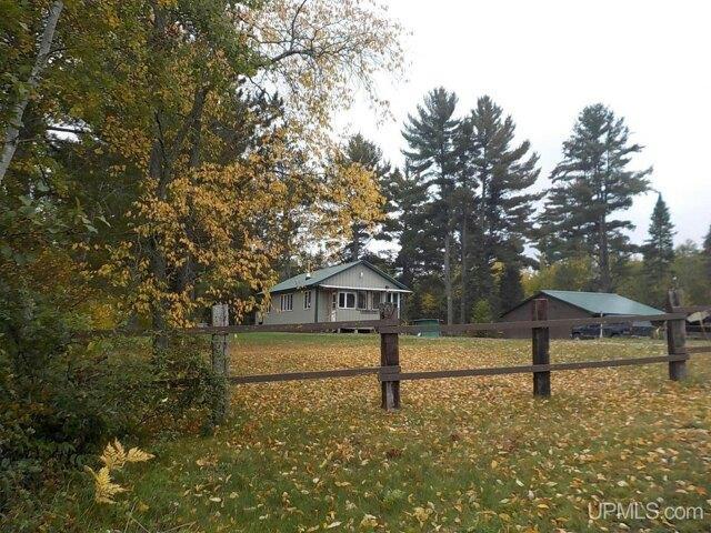 house with 1 bedroom, Crystal Falls MI DS89782742