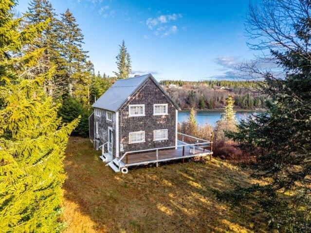 house with 1 bedroom, Cutler ME DLS102218138