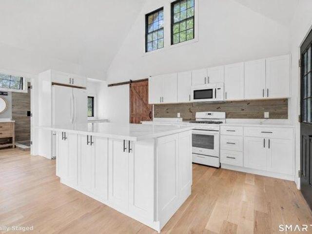 house with 1 bedroom, Danbury CT ES105159866