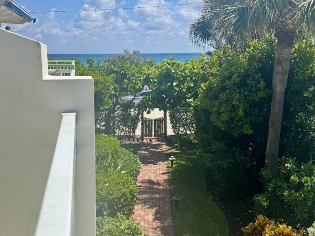 house with 1 bedroom, Delray Beach FL DLS100973224