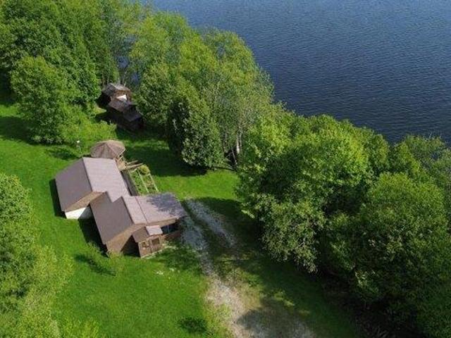 house with 1 bedroom, Derby VT ES105144802