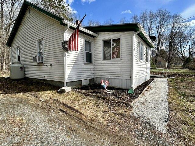 house with 1 bedroom, Dexter ME DS102586688