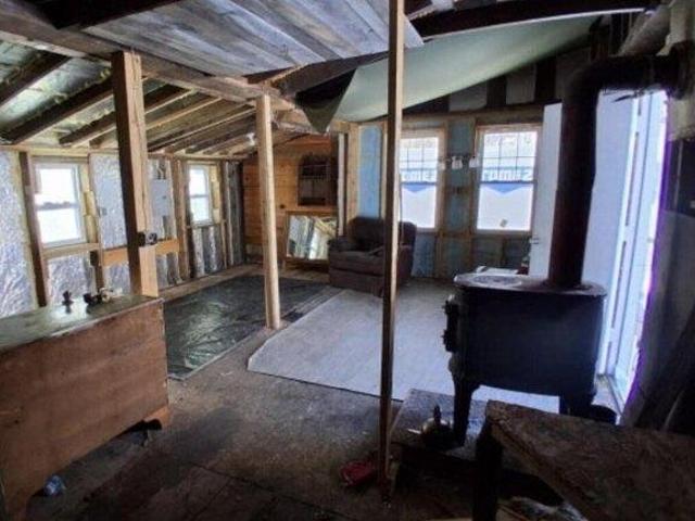 house with 1 bedroom, Dixfield ME DS103969349
