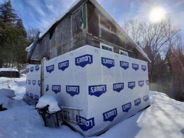 house with 1 bedroom, Dixfield ME ES103969349