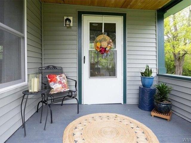 house with 1 bedroom, East Aurora NY ES104904163