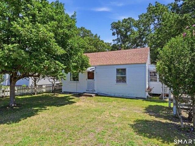 house with 1 bedroom, Enfield CT ES105123260