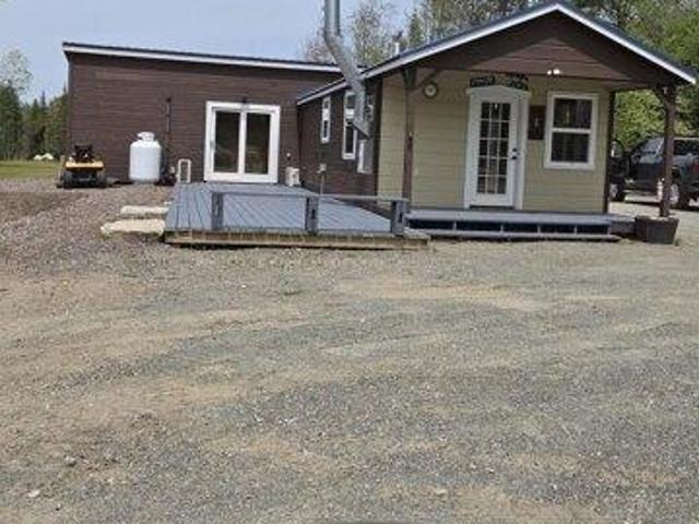 house with 1 bedroom, Fairfield ME ES105114151
