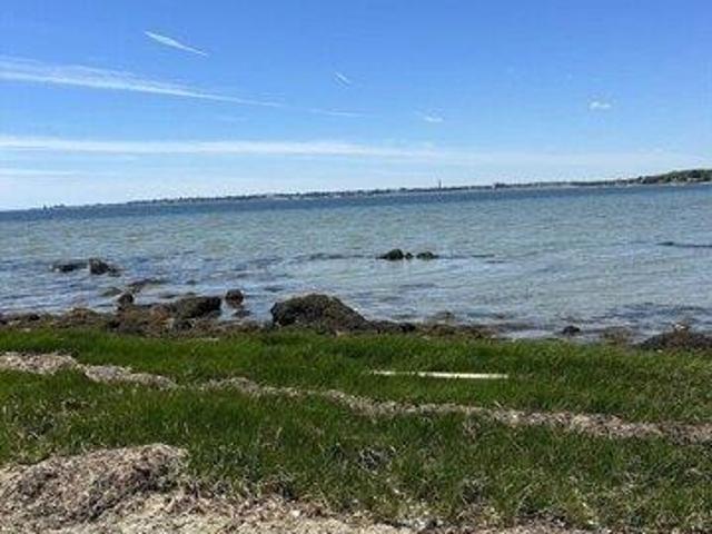 house with 1 bedroom, Fairhaven MA DS102824289