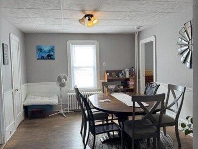 house with 1 bedroom, Fall River MA ES103436693