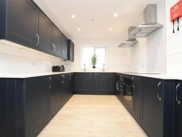 House With 1 Bedroom Gloucester Gloucestershire DS87959727