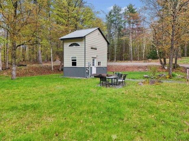house with 1 bedroom, Greenfield NH DS103070242