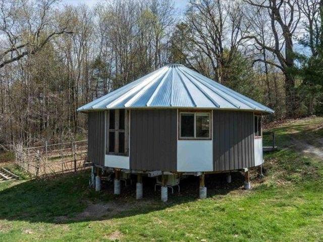 house with 1 bedroom, Guilford VT DS104076389