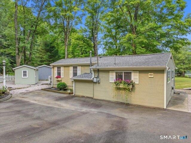 house with 1 bedroom, Guilford CT ES105144719