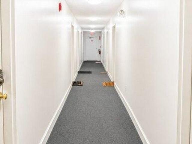 house with 1 bedroom, Hamden CT ES104075432