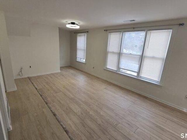 house with 1 bedroom, Hamden CT ES104296798