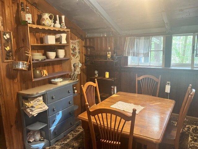house with 1 bedroom, Hamilton MA ES105061348