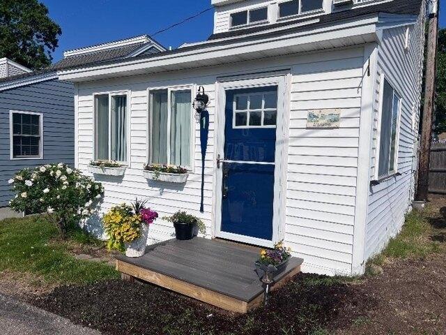house with 1 bedroom, Hampton NH ES104569666