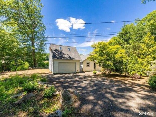house with 1 bedroom, Haddam CT ES104689130