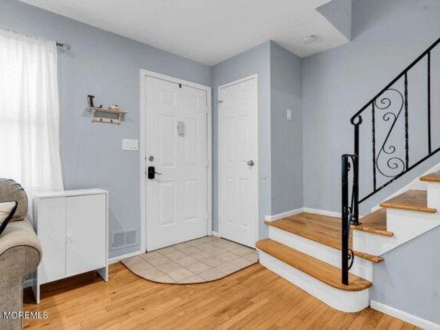 house with 1 bedroom, Hazlet NJ DS102279770