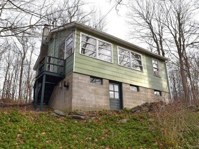 house with 1 bedroom, Highland Mills NY ES104898835