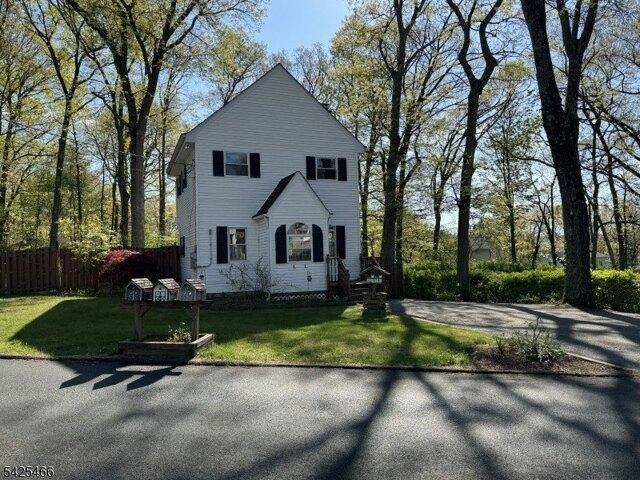 house with 1 bedroom, Hopatcong NJ DS102566421