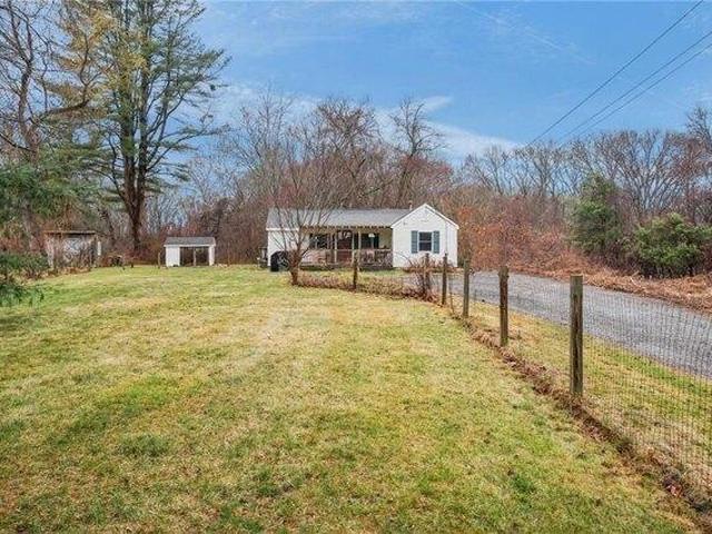 house with 1 bedroom, Hopkinton RI ES104568929