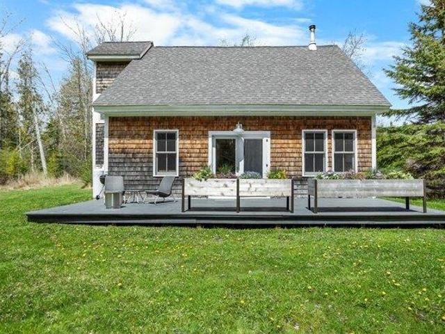 house with 1 bedroom, Islesboro ME ES103188726
