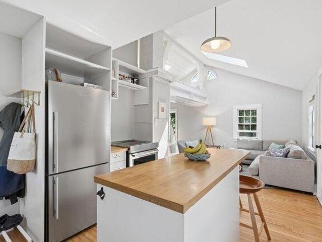 house with 1 bedroom, Kennebunkport ME ES105094301