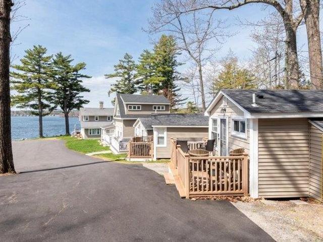 house with 1 bedroom, Laconia NH ES105141810