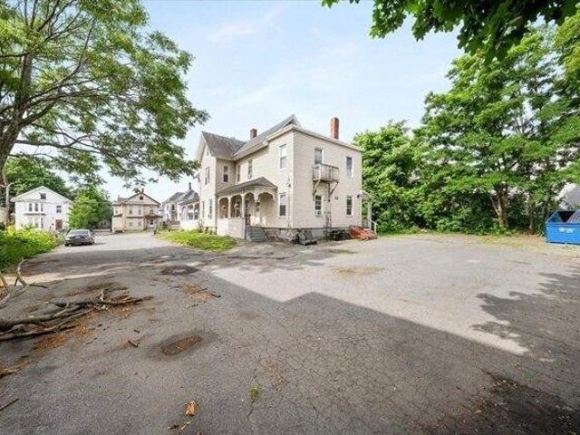 house with 1 bedroom, Lowell MA ES105116523